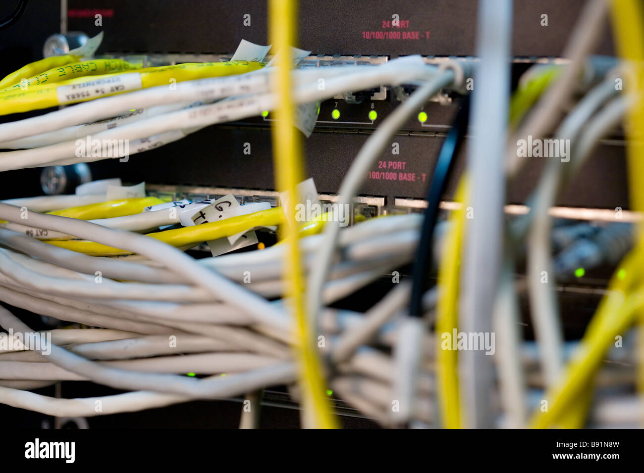 Twisted cable hi-res stock photography and images - Alamy