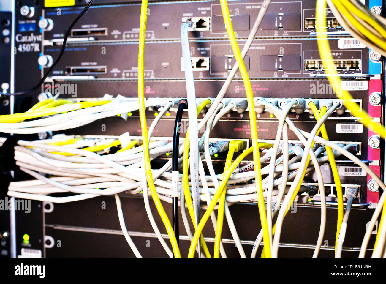 Twisted pair cable hi-res stock photography and images - Alamy