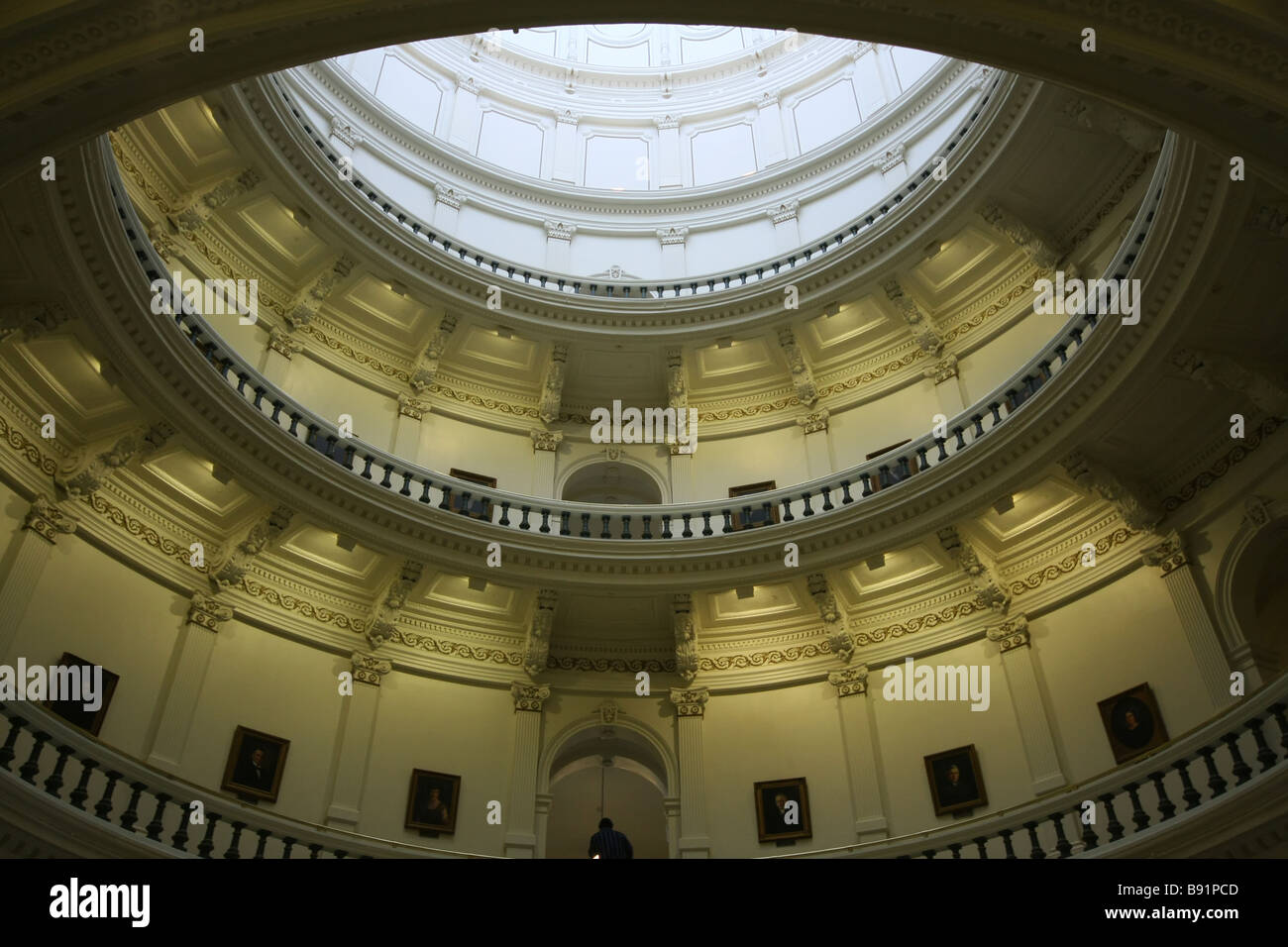 Texas state capitol building interior hi-res stock photography and ...