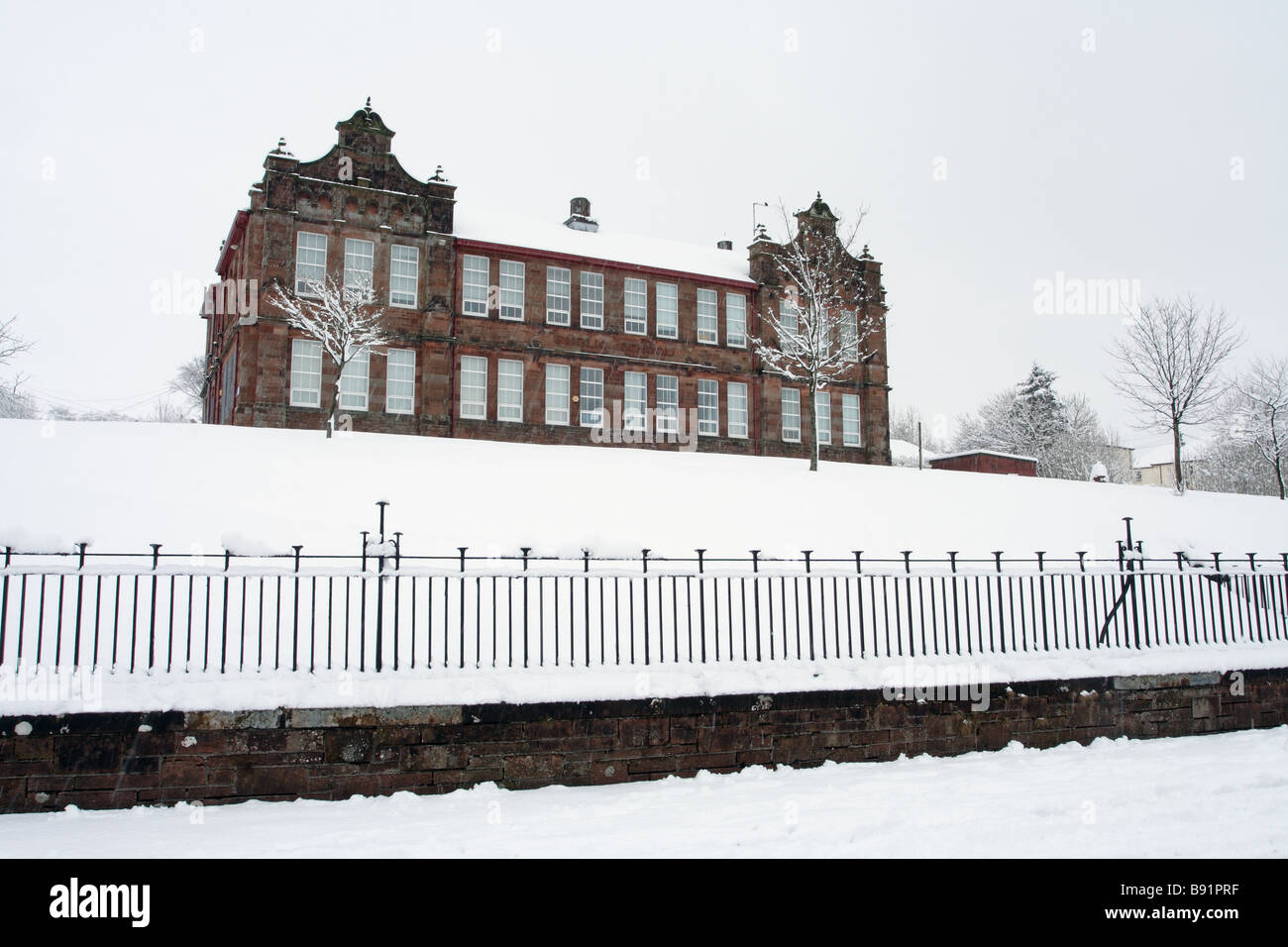 Primary school building uk hi-res stock photography and images - Alamy