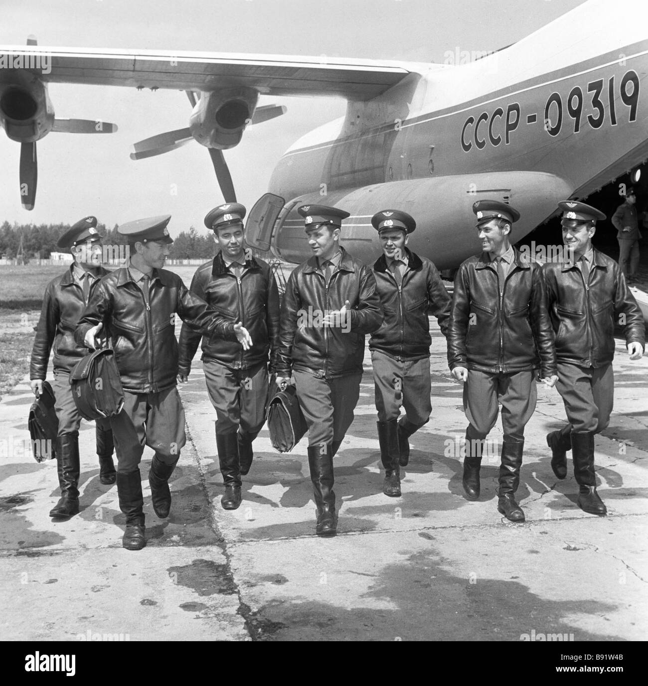 Military pilots return after flight Stock Photo - Alamy