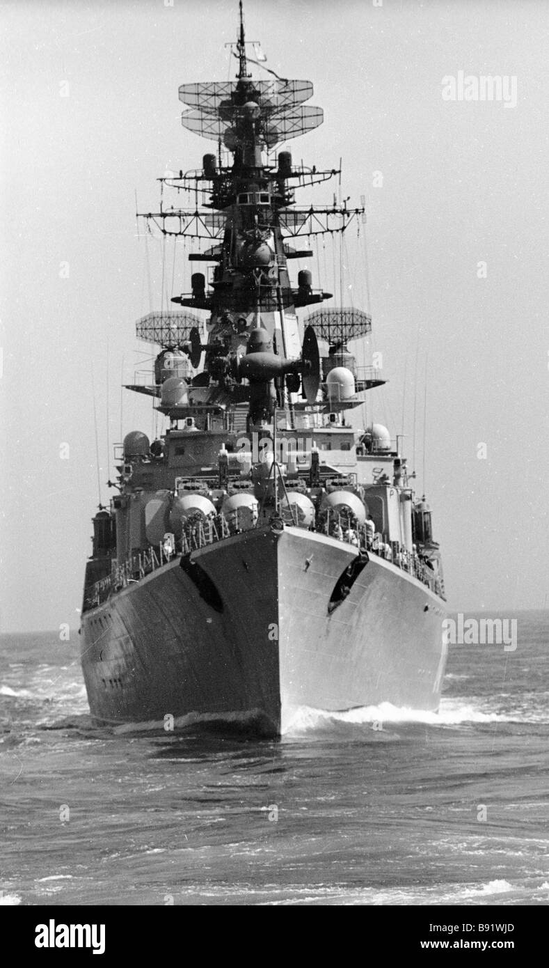 An anti submarine warfare ship in the open sea Stock Photo - Alamy