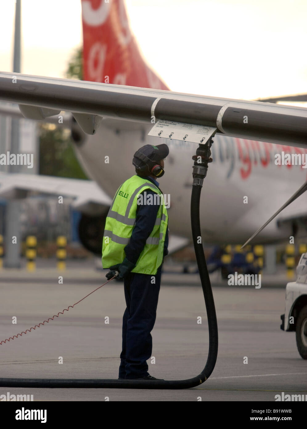 Fueler hi-res stock photography and images - Alamy