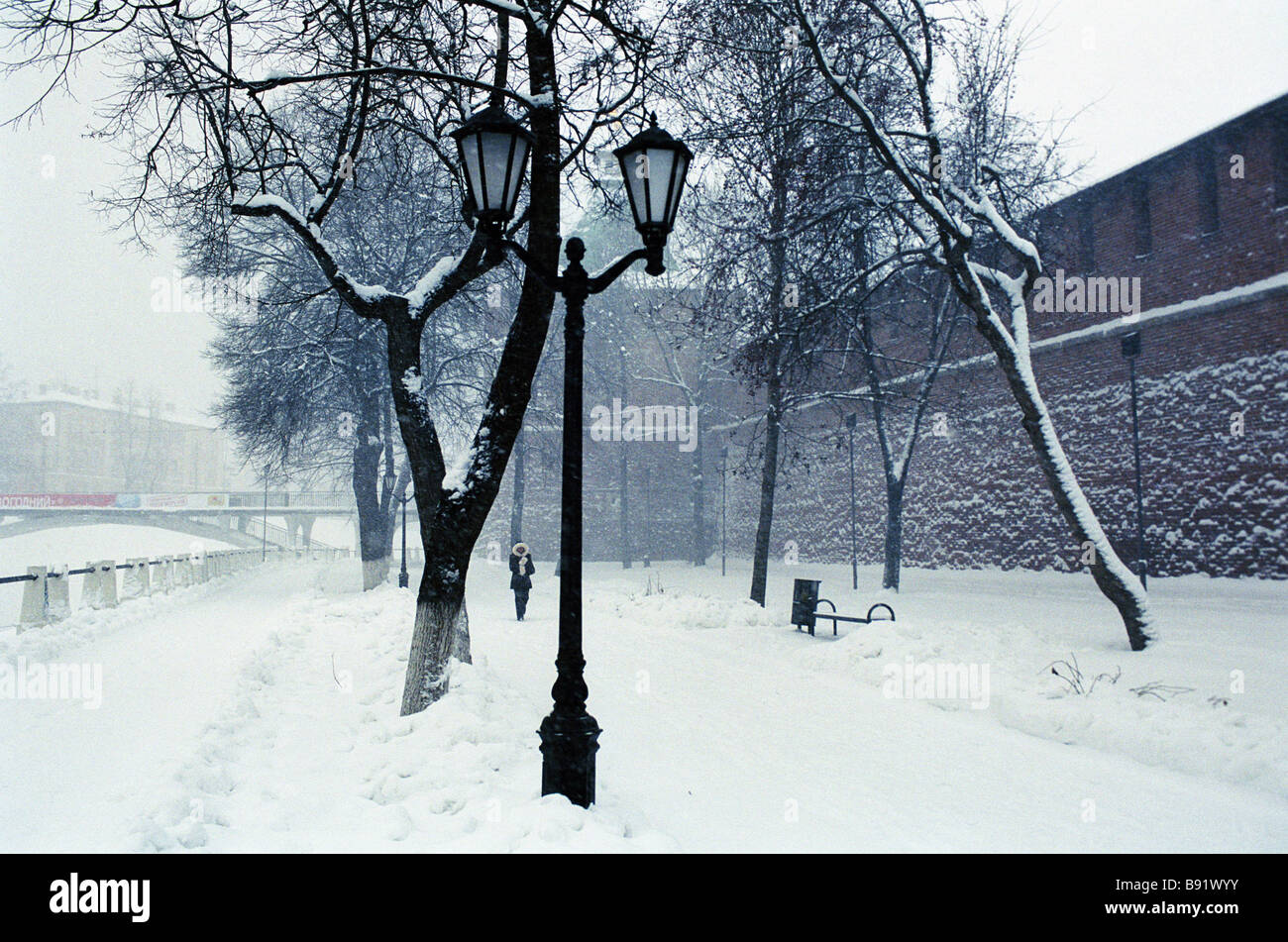 A snow storm in the old part of the city near the Nizhni Novgorod ...