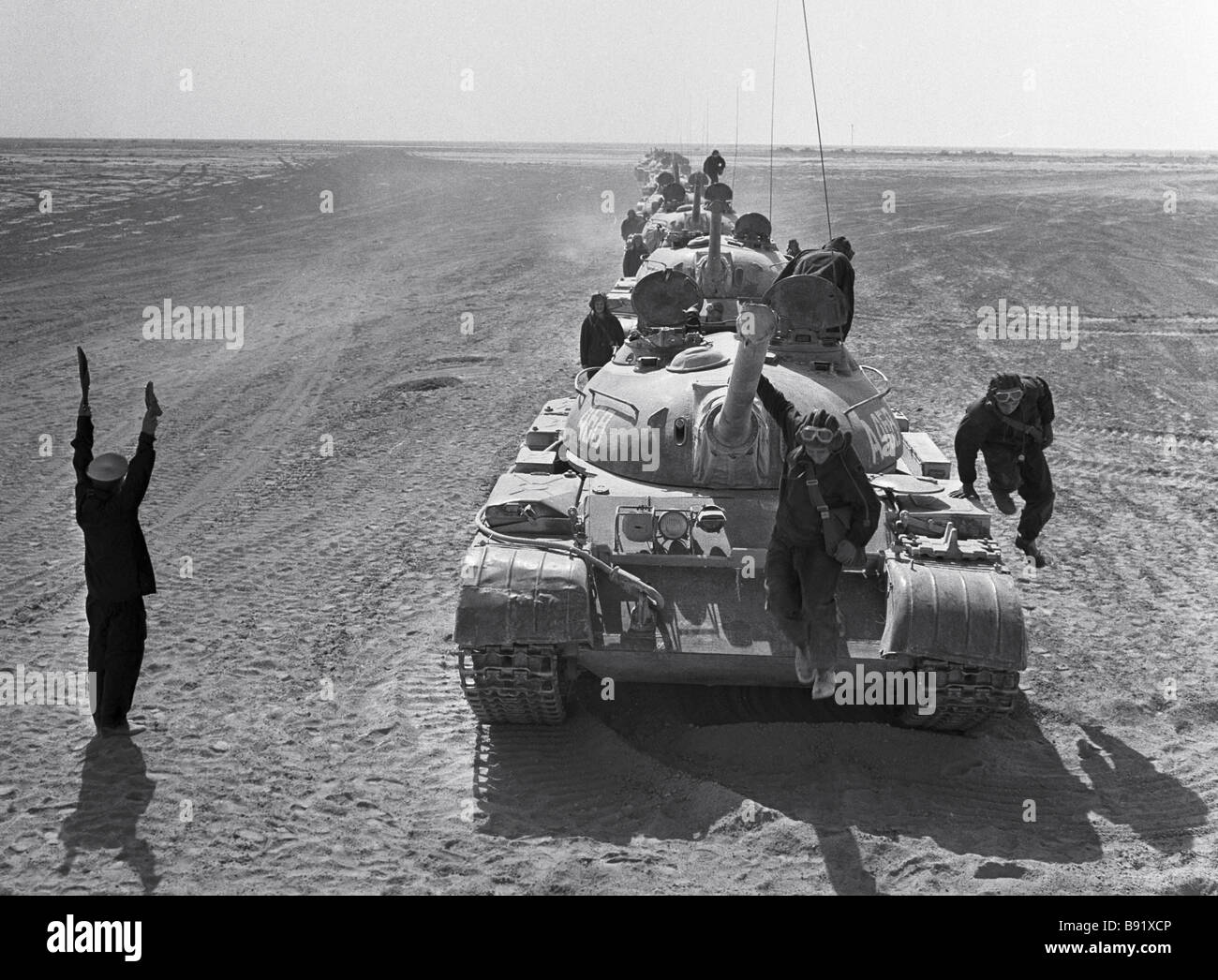 Tank crews leave the combat vehicles on a signal Stock Photo - Alamy
