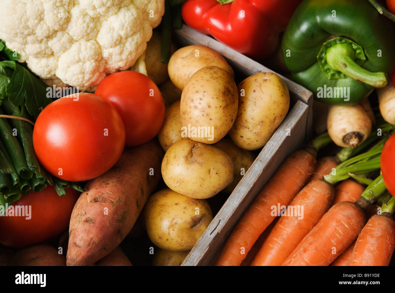 Root vegetable sweet potatoes carrots hi-res stock photography and ...