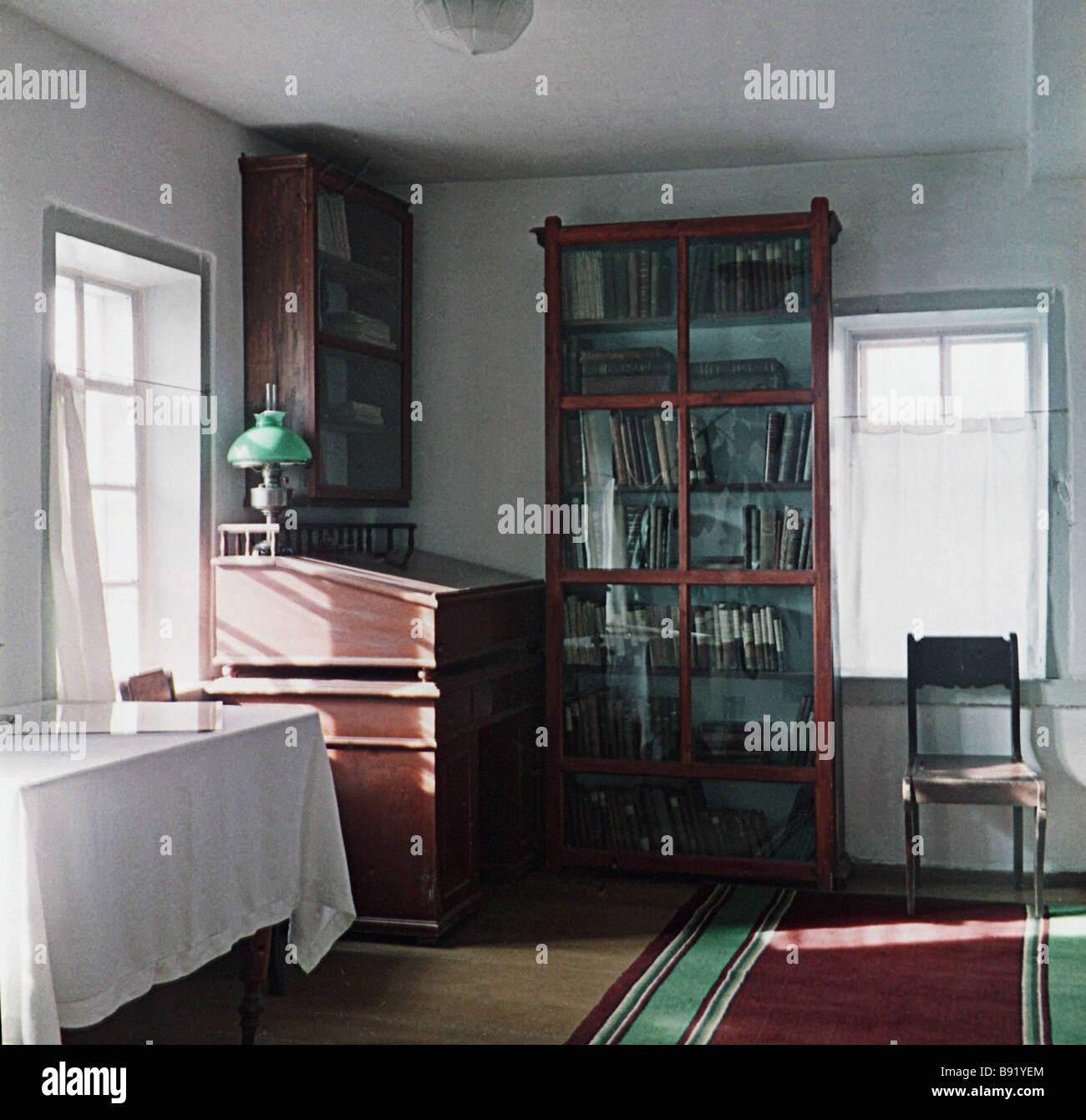 Lenin s study room in the Petrova peasant s house now turned into a ...