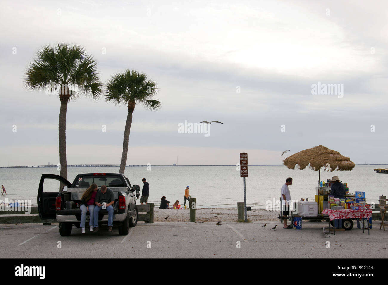 Beach outside hi-res stock photography and images - Alamy