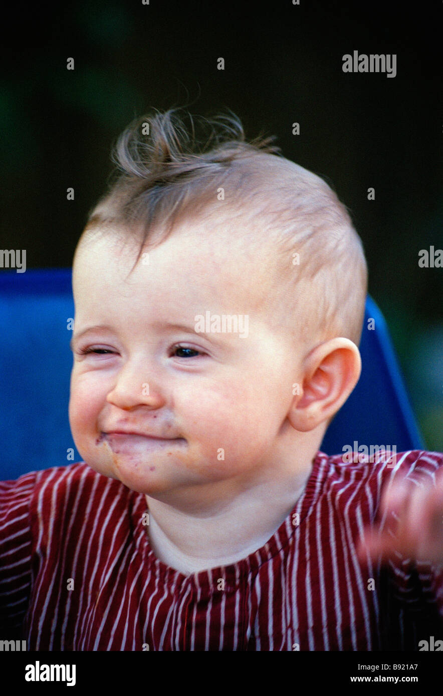 Kids with grubby faces hi-res stock photography and images - Alamy