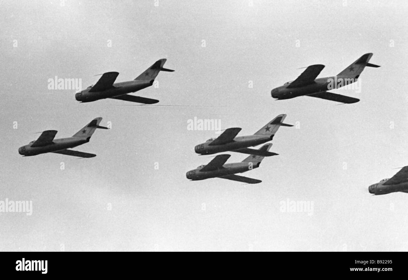 MiG 17 fighters Stock Photo - Alamy