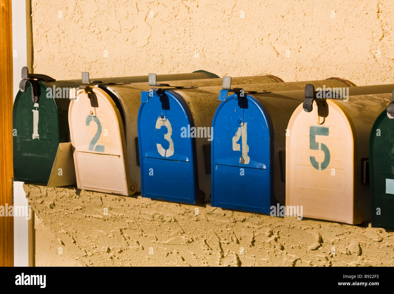 Mailboxes apartment building venice beach hi-res stock photography and ...