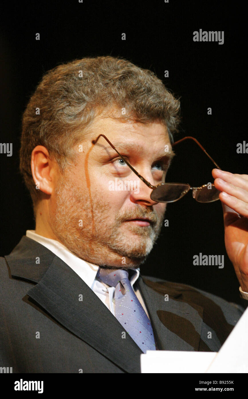 Yuri Polyakov popular prose writer editor in chief of the Literaturnaya ...