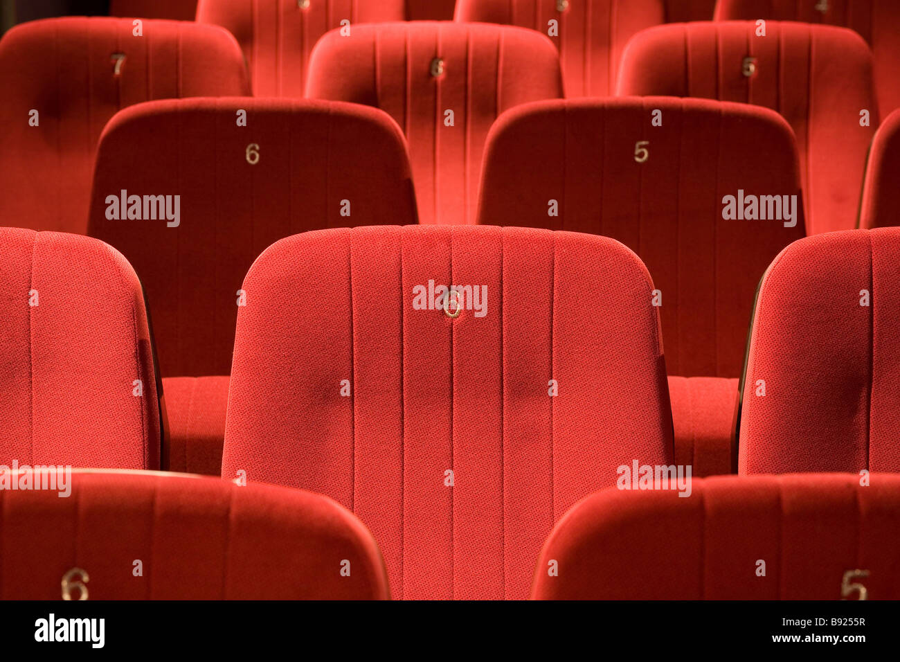 Film red hi-res stock photography and images - Alamy