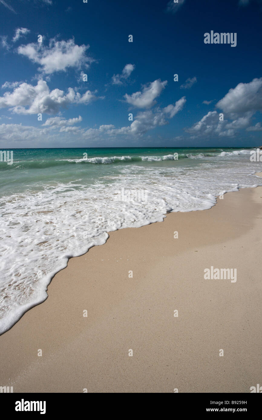 Caribbean idyllic wave riviera maya hi-res stock photography and images ...