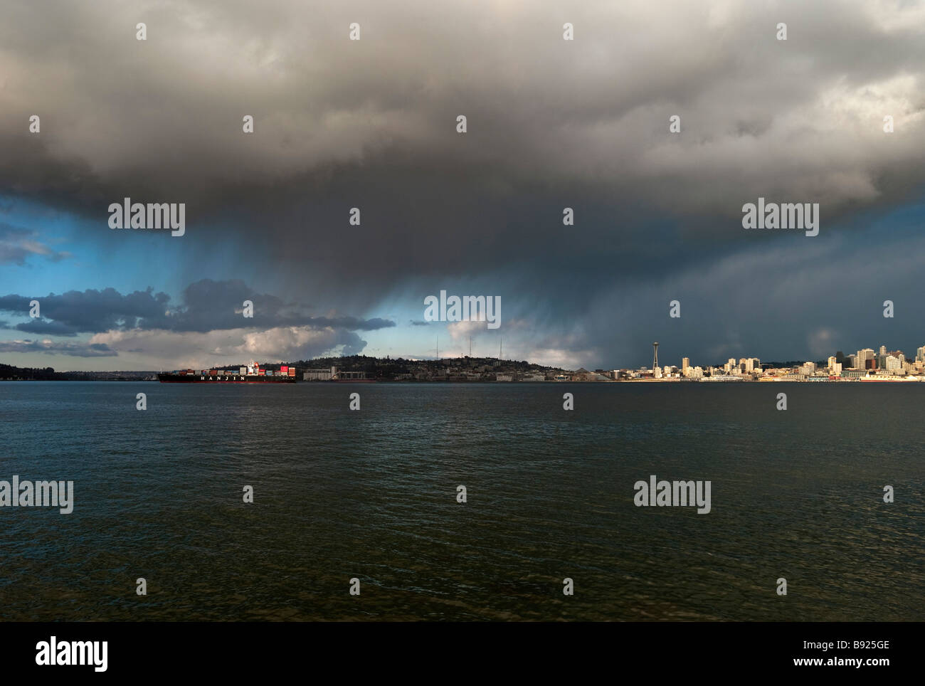 Seattle rain hi-res stock photography and images - Alamy