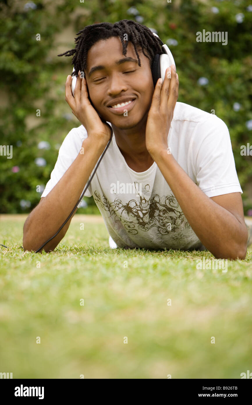 African teen hi-res stock photography and images - Alamy