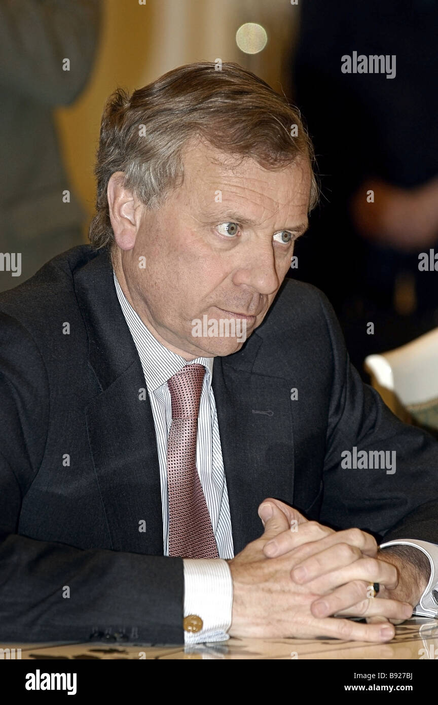 NATO Secretary General Jaap de Hoop Scheffer on a working visit to ...