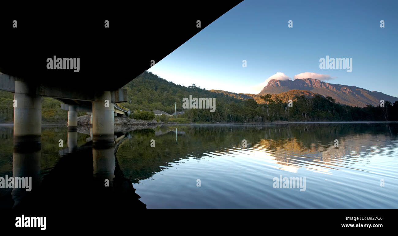 Lake Rosebury Bridge Stock Photo - Alamy
