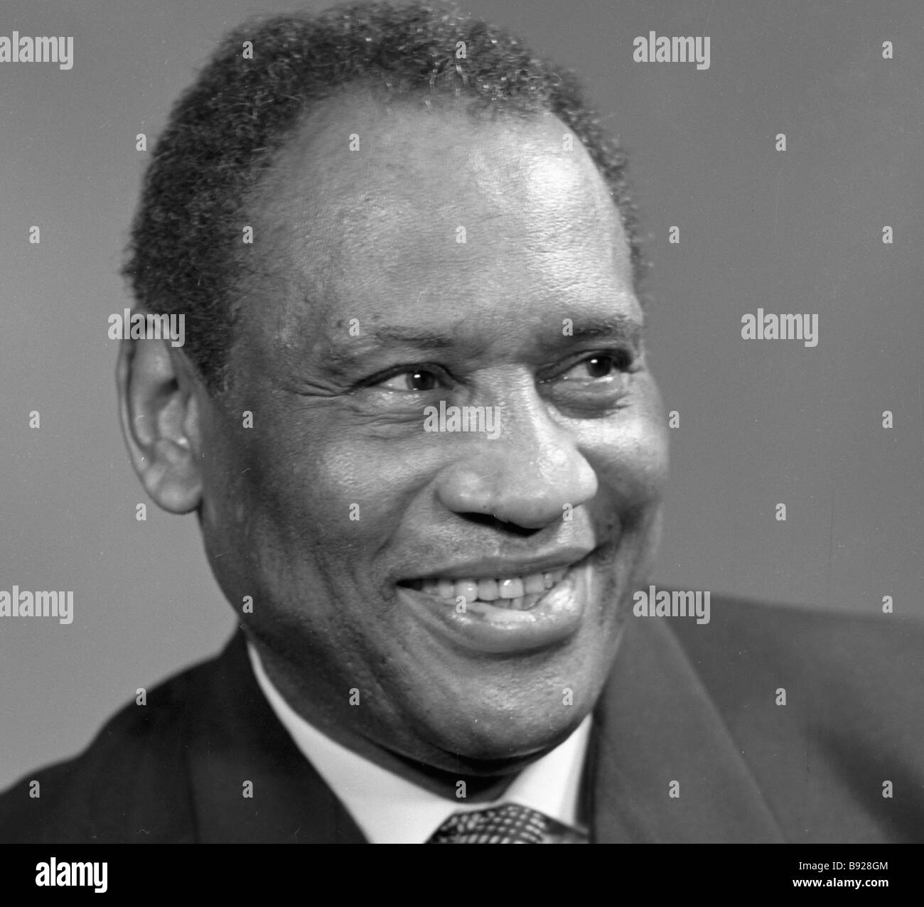 American singer drama actor and public figure Paul Robeson Stock Photo ...