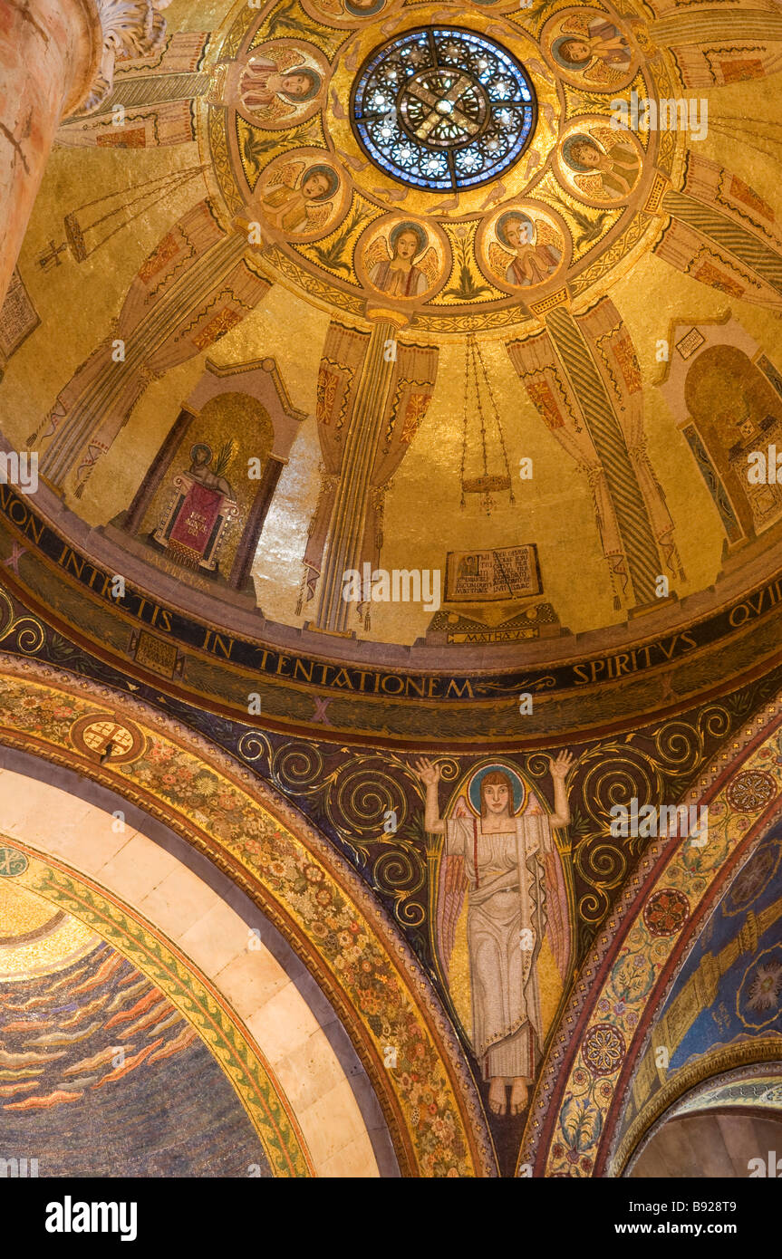 Ceiling basilica church decorated hi-res stock photography and images ...