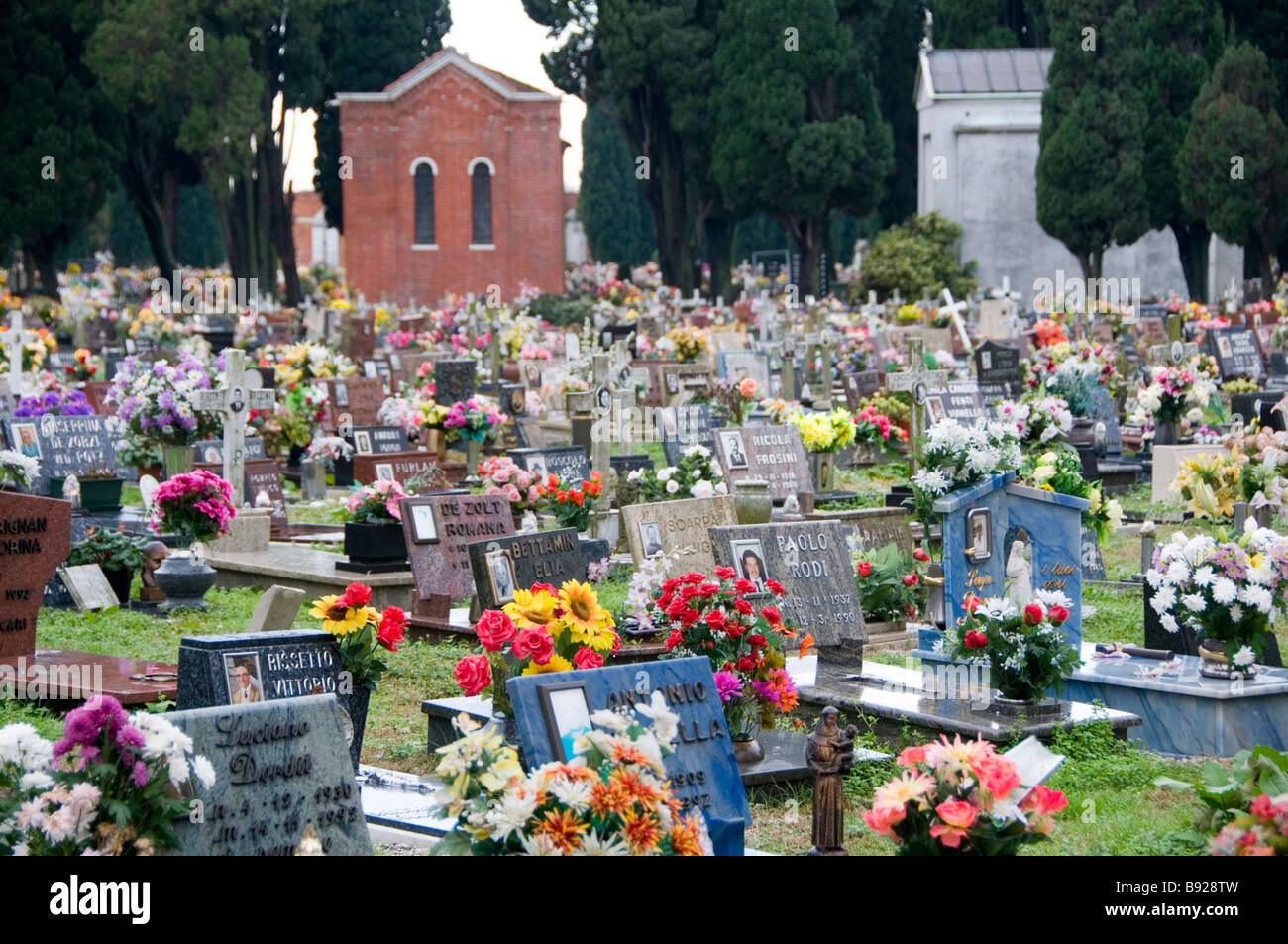 Graves Venice Cemetery San Michele High Resolution Stock Photography ...