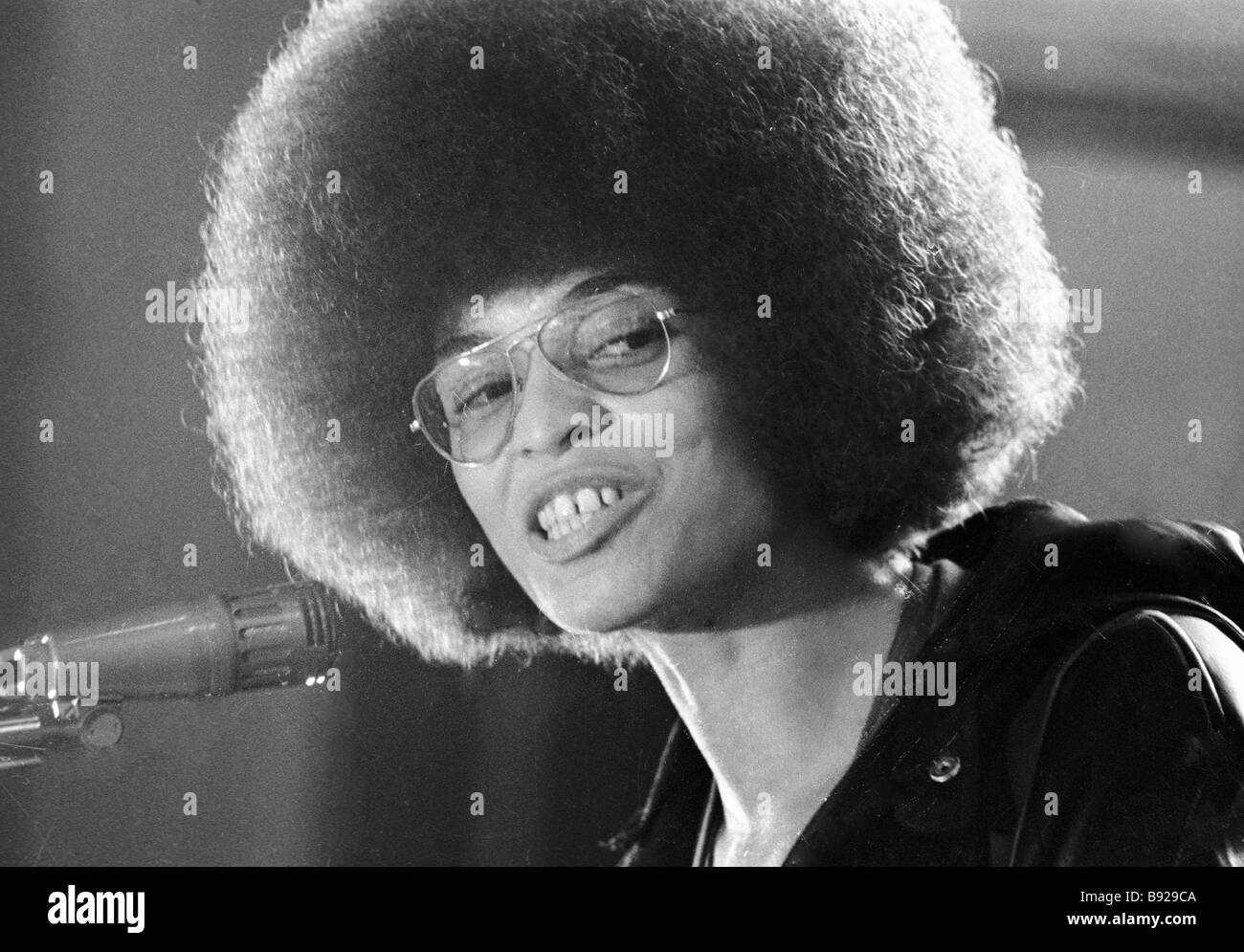 Angela Davis U S Communist activist Stock Photo - Alamy