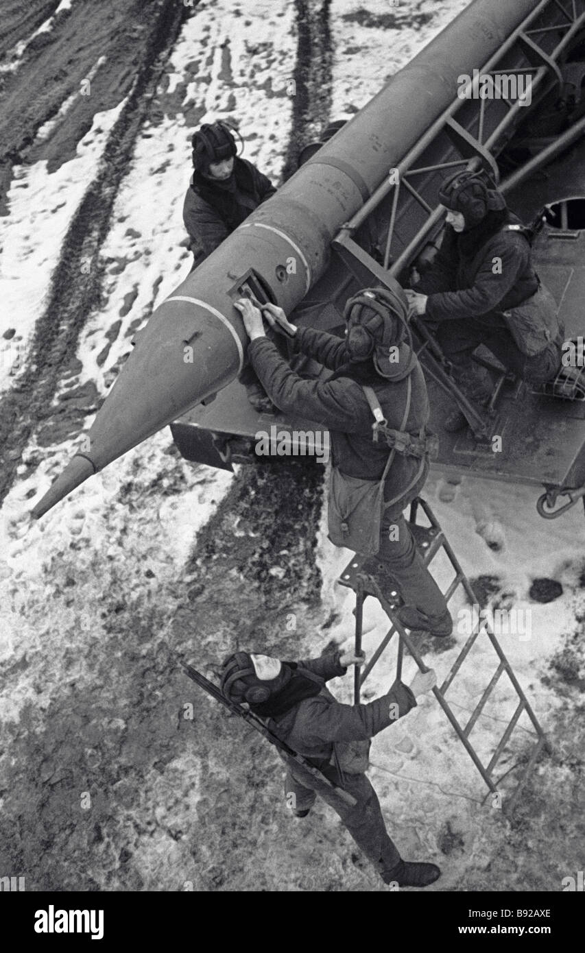 Missile launch preparations Stock Photo - Alamy