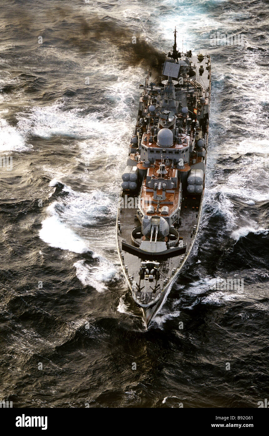Russian Navy s Northern Fleet Destroyer Besstrashny Intrepid underway ...