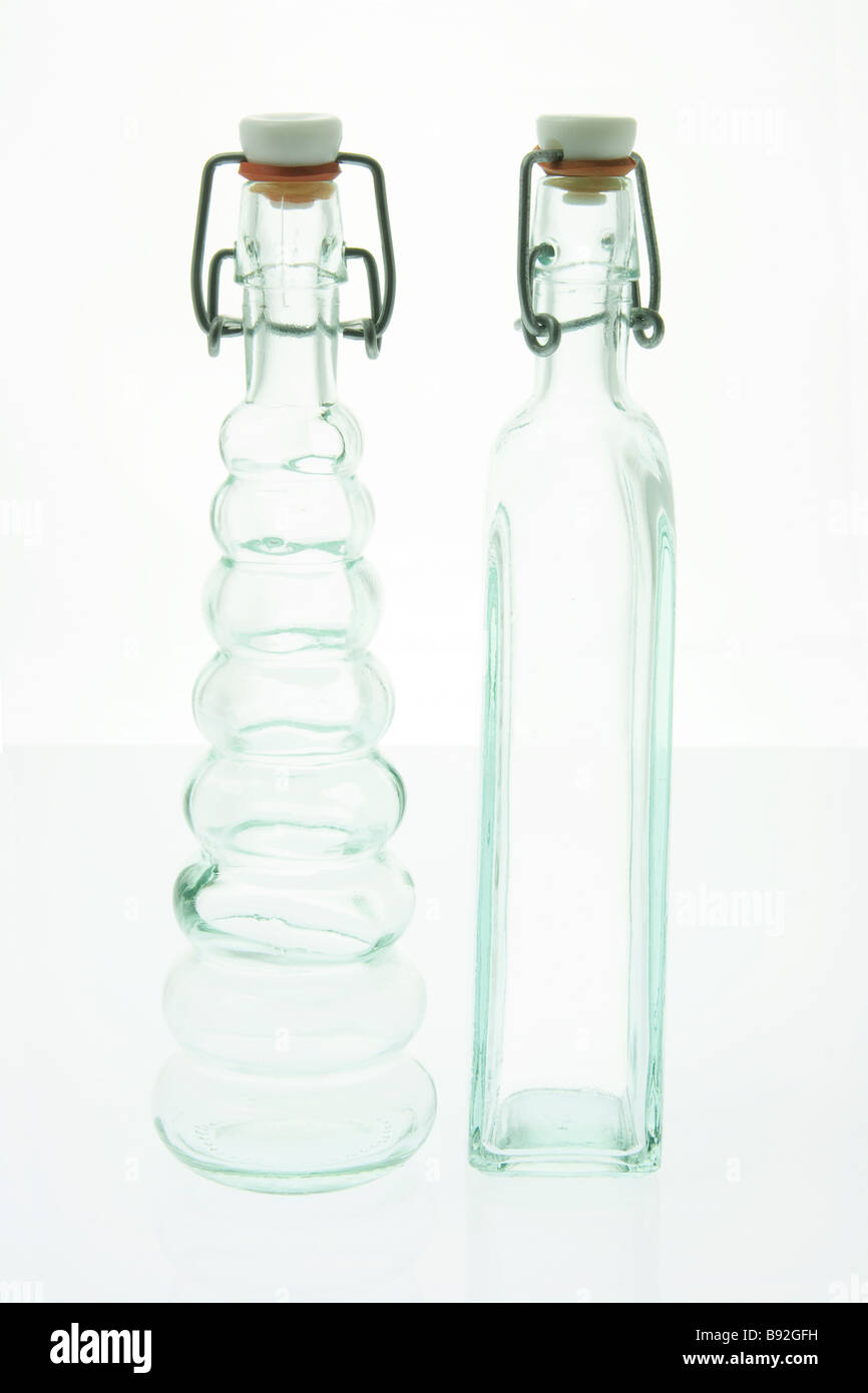 Cylindrical bottles hi-res stock photography and images - Alamy