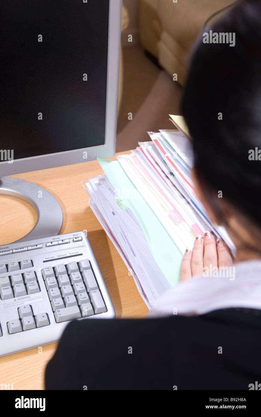 Back view girl desktop computer hi-res stock photography and images - Alamy