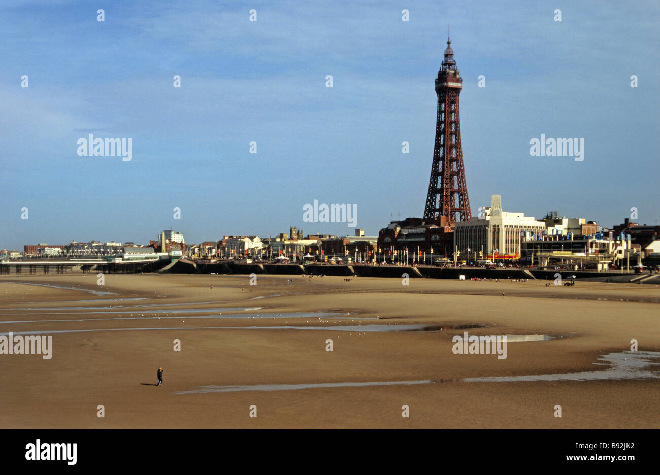 Blackpool Tower and beach Stock Photo - Alamy