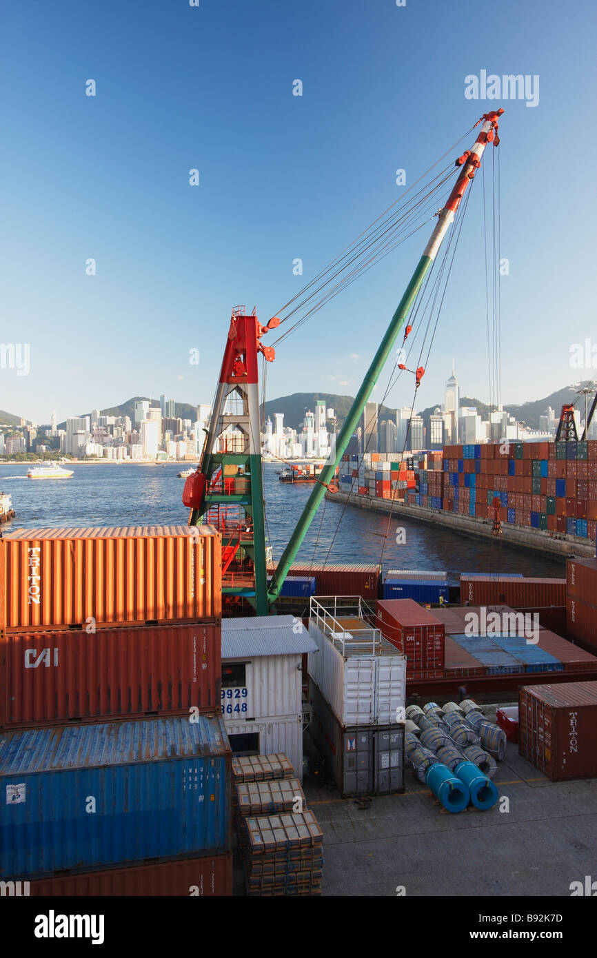 Hong kong container port hi-res stock photography and images - Alamy