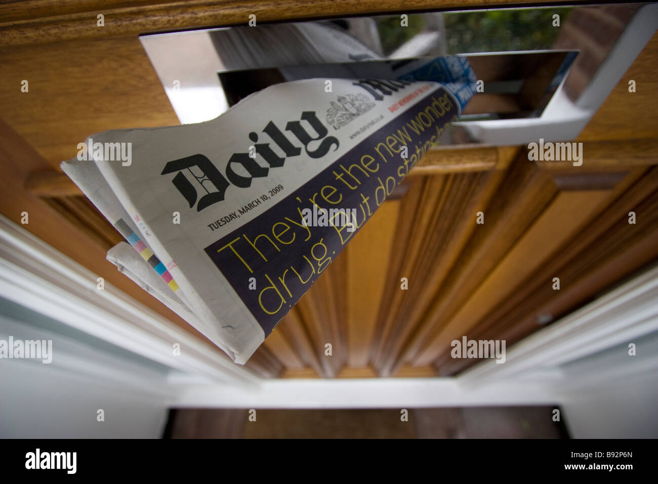 Daily mail hi-res stock photography and images - Alamy