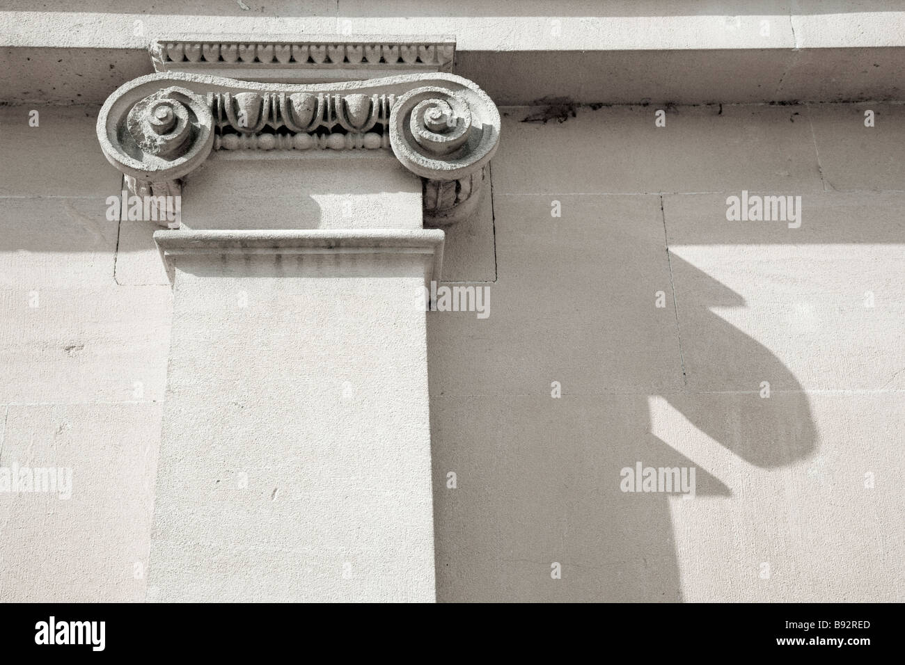 Column shadow detail hi-res stock photography and images - Alamy