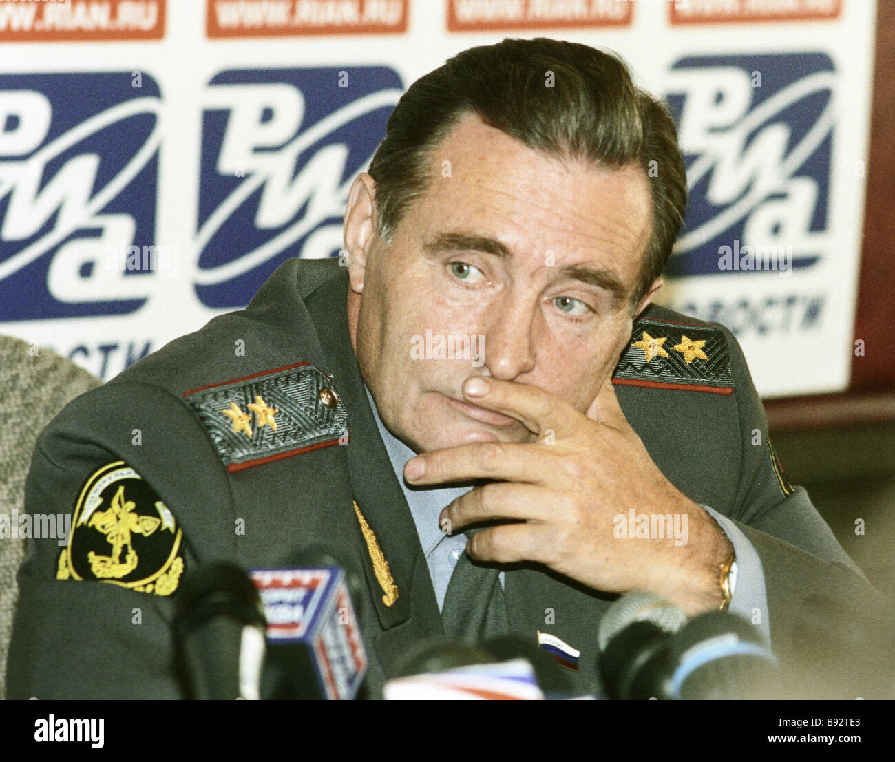 Lieutenant General Alexander Gurov of the police State Duma security ...