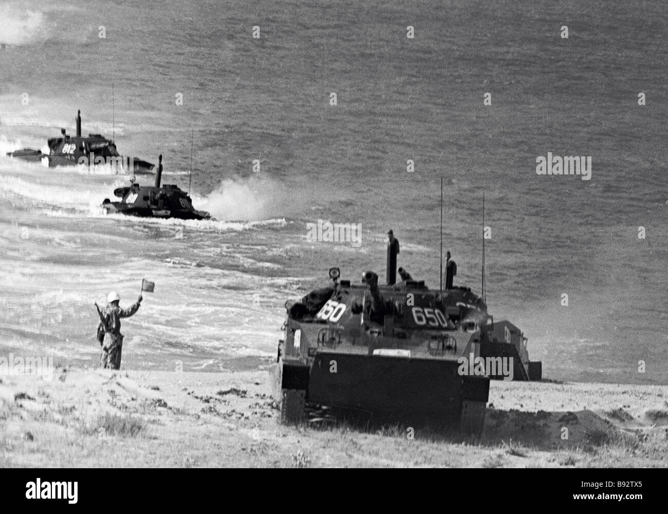 Exercises Tanks High Resolution Stock Photography and Images - Alamy