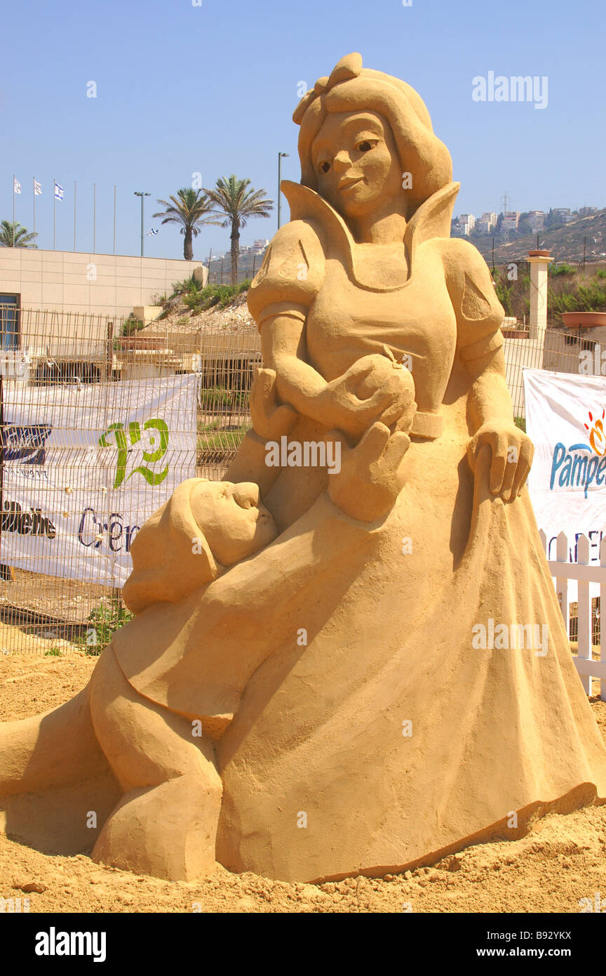 Israel Haifa Sand sculpture festival on the Haifa beach August 2006 ...