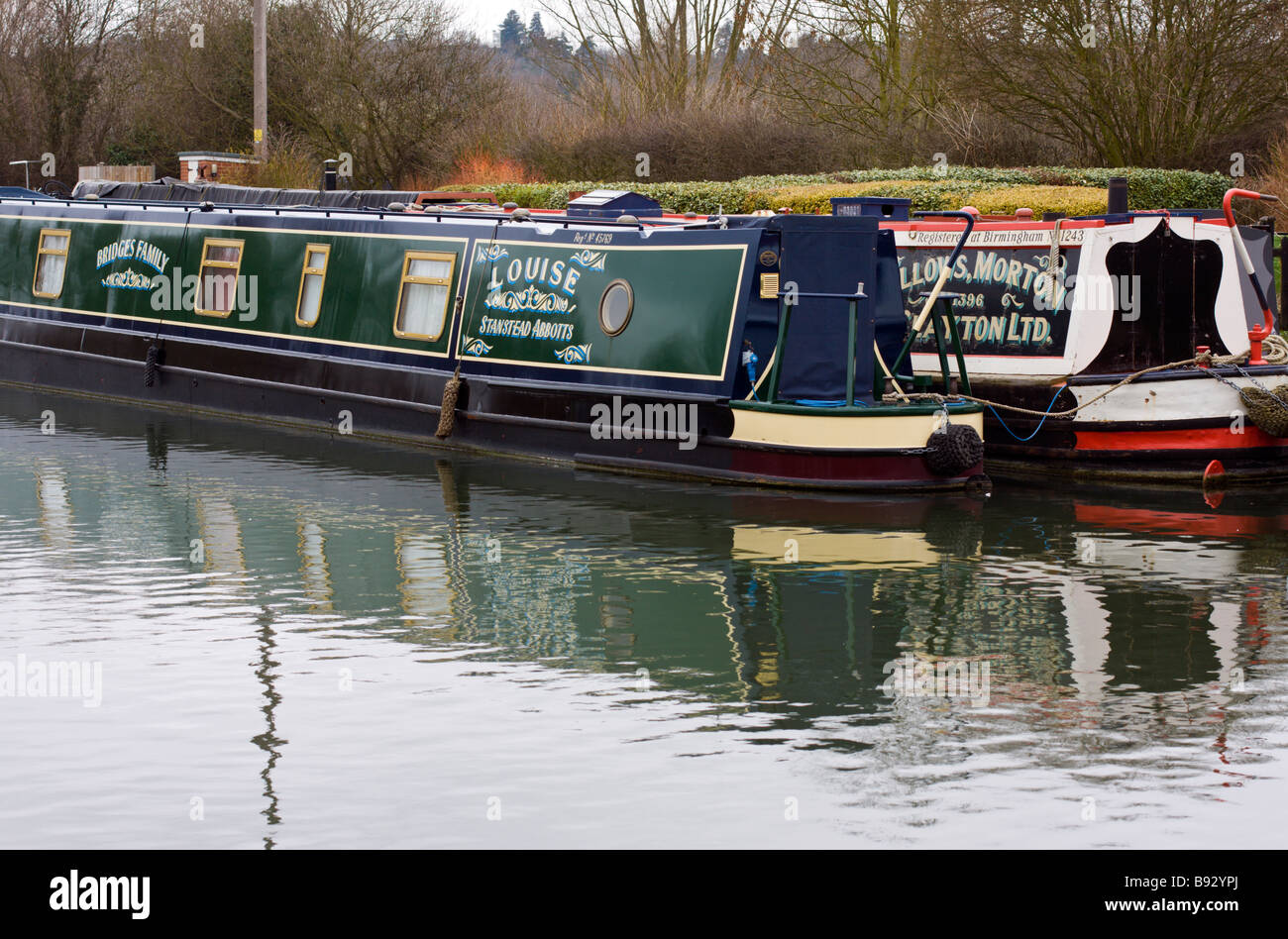 Boat boats boatyard houseboat hi-res stock photography and images - Alamy