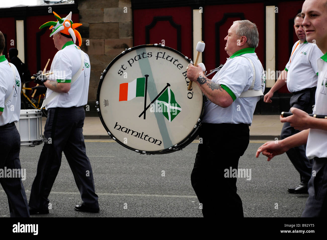 Playing irish drum hi-res stock photography and images - Alamy