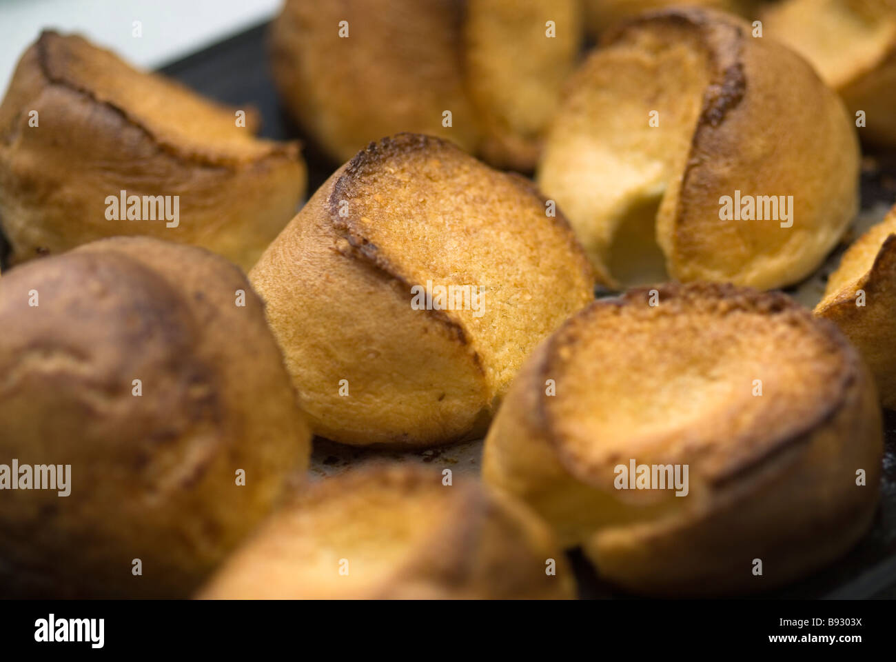 Yorkshire pudding tray hi-res stock photography and images - Alamy