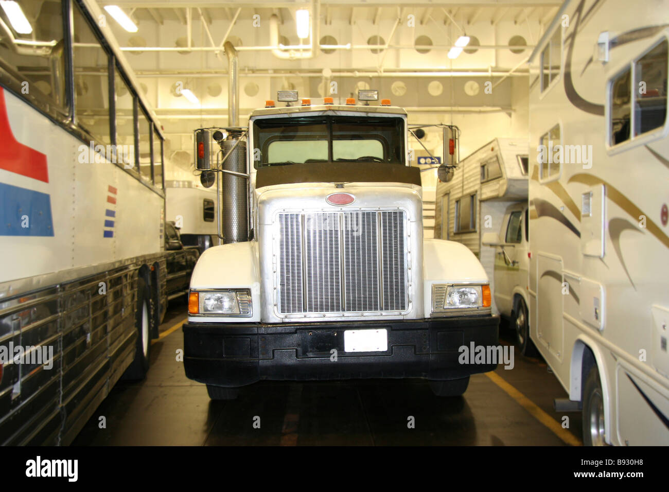 Peterbilt Truck in a Ferry - between a bus and a motor home Stock Photo ...