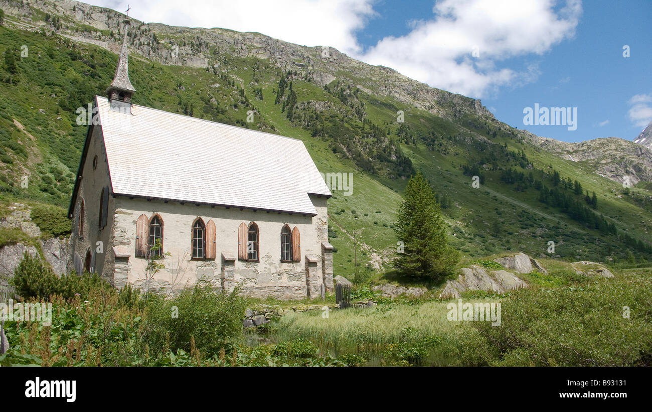 High altitude chapel hi-res stock photography and images - Alamy