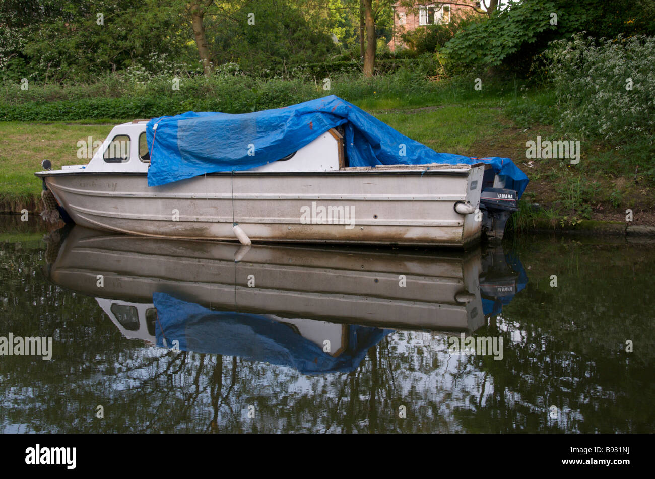 Covered canal hi-res stock photography and images - Alamy