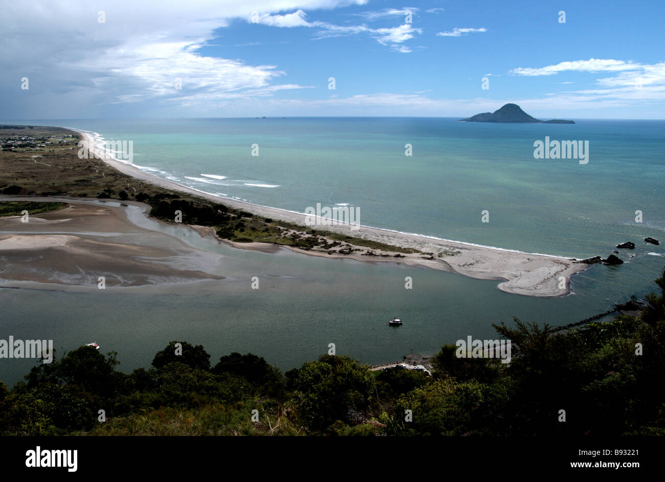 Whakatane, Whale Island & the Bay of Plenty Stock Photo - Alamy