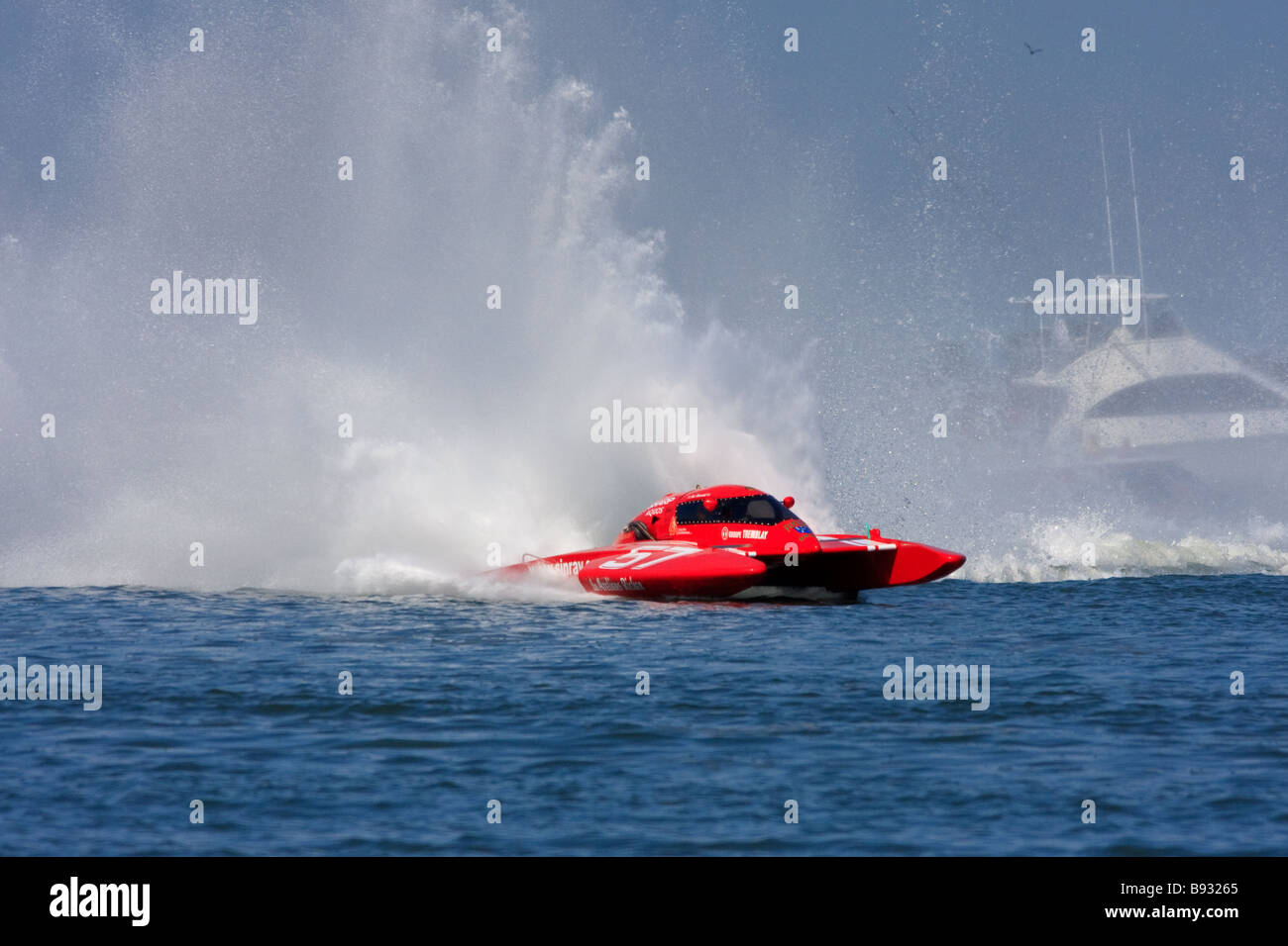 Jet engined hydroplane hi-res stock photography and images - Alamy
