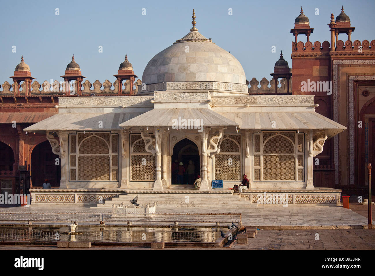 Sheikh Salim Chishti Tomb inside the Friday Mosque in Fatehpur Sikri ...
