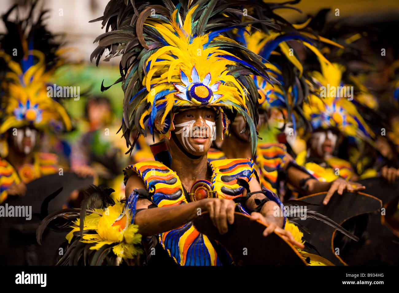 Costumes of philippines hi-res stock photography and images - Alamy