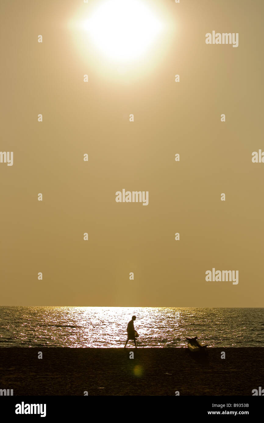 Man in lonely land hi-res stock photography and images - Alamy