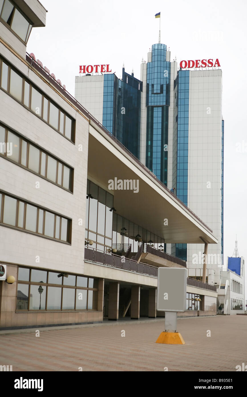 Modern sea and waterfront hotel hi-res stock photography and images - Alamy