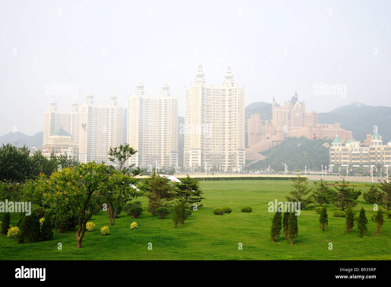 China Liaoning Province Dalian Xinghai Bay Square Stock Photo - Alamy